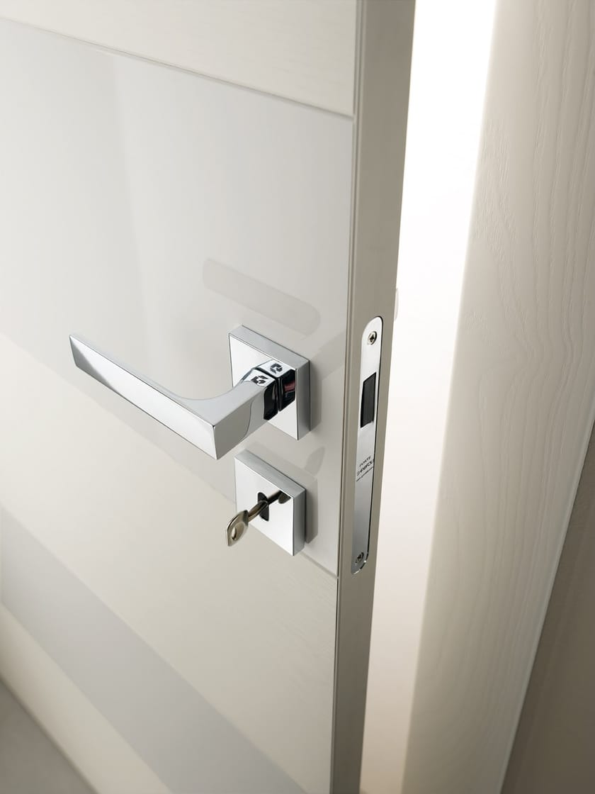 BISYSTEM BIPLAN | Puerta Puerta batiente lacada brillante By GAROFOLI