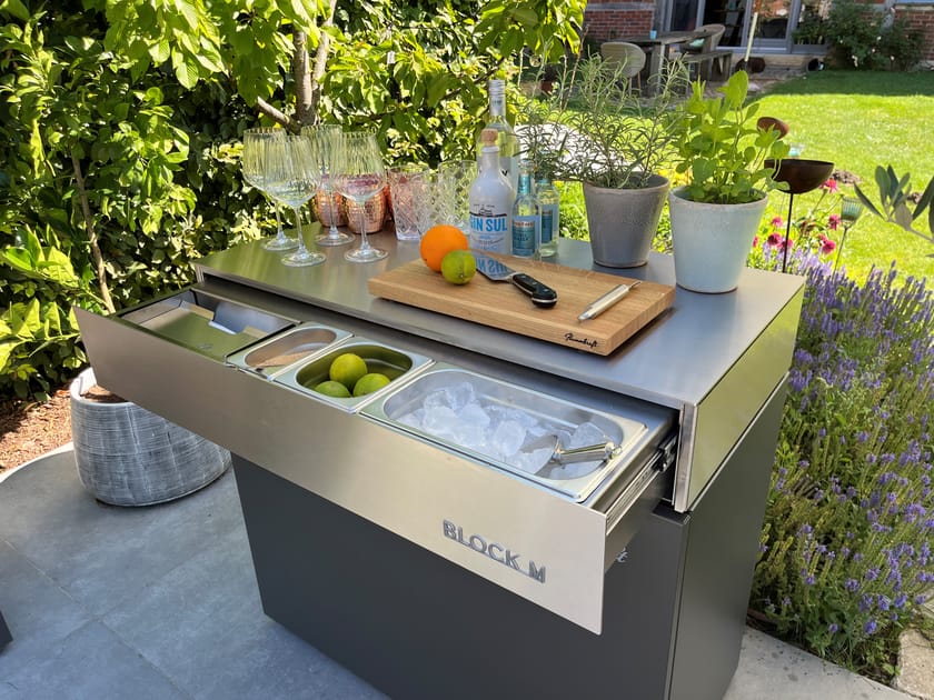 BLOCK M | Outdoor kitchen Stainless steel outdoor kitchen element By ...