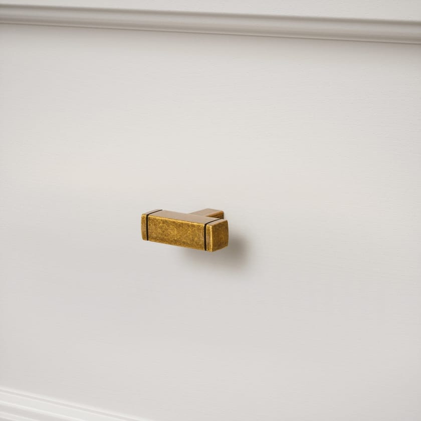 BLOOMSBURY Metal furniture knob By LUSSO