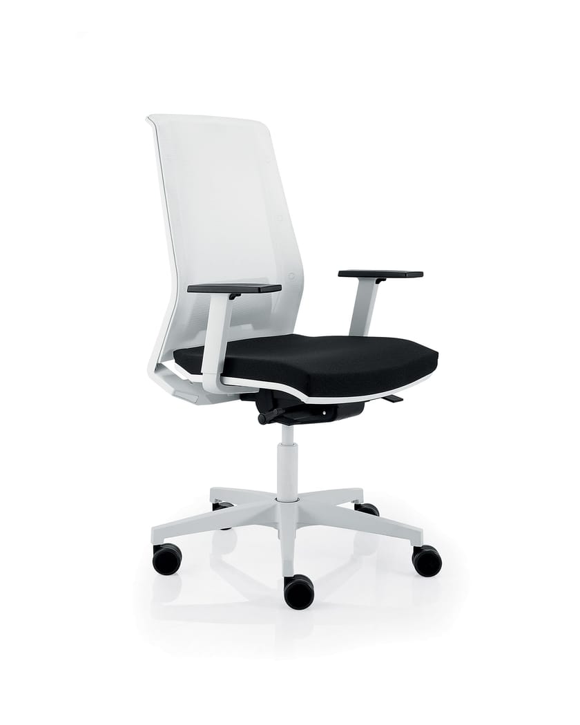 Height-adjustable mesh office chair with armrests BLOW By Jes