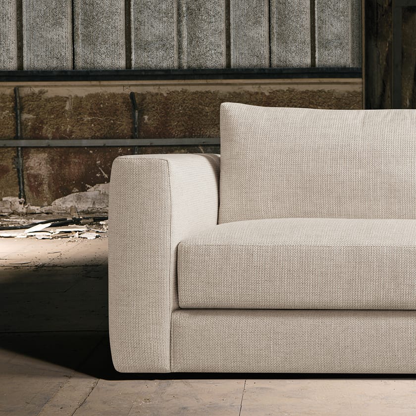 Divano in tessuto con chaise longue BLOW By Max Divani