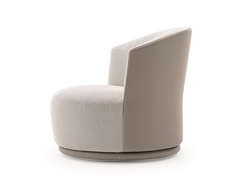 BLUES Fabric easy chair By Turri | design Giuseppe Viganò