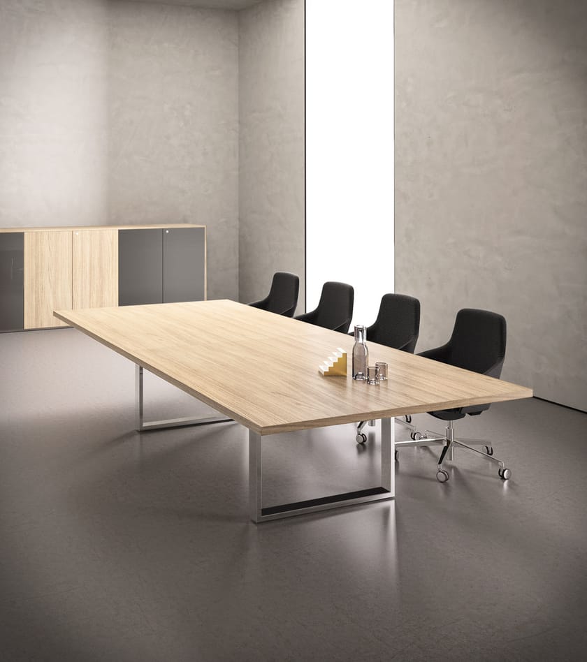 BOARD | Meeting table By Sinetica