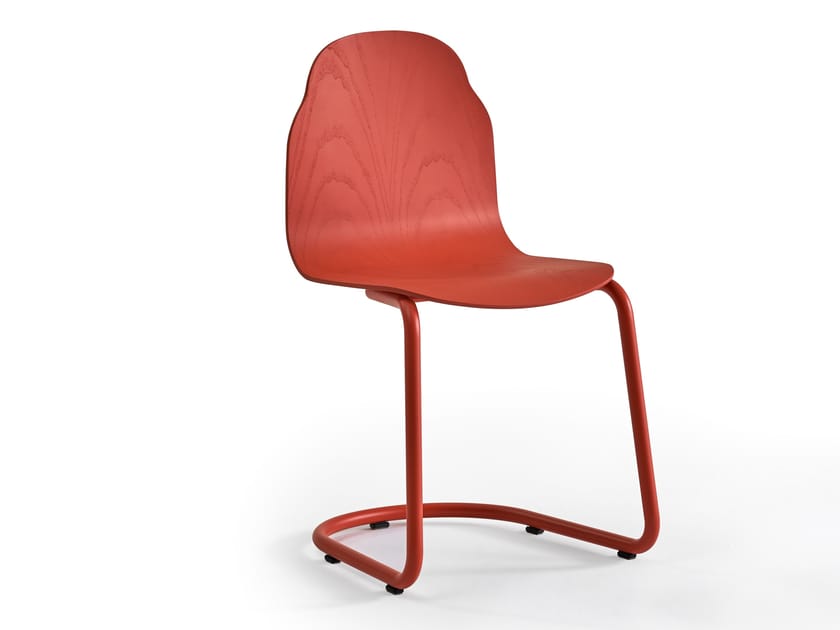 BODY Cantilever wooden chair By Sancal | design Sylvain Willenz