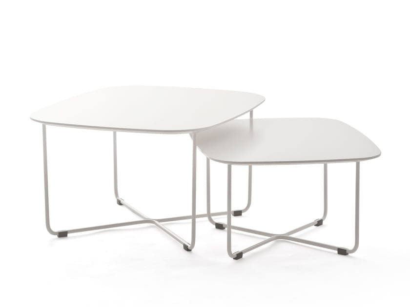 BONDO | Coffee table By Inno design Harri Korhonen