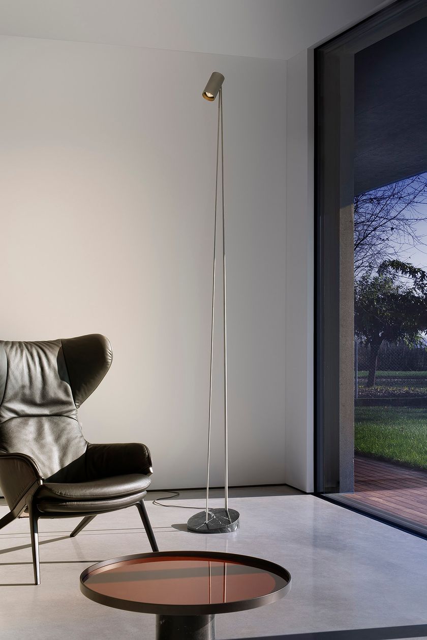 BOOM LED adjustable carbon floor lamp By Olev | design Marc Sadler