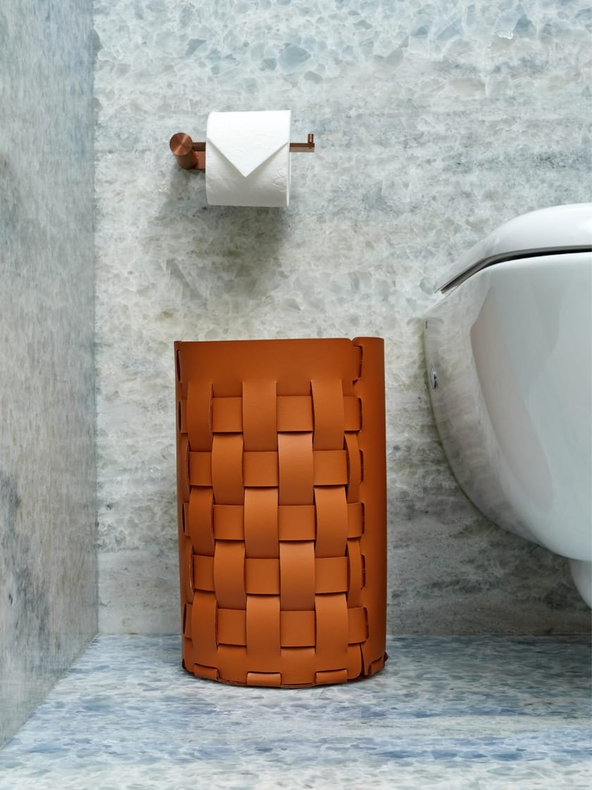 BOTTEGA Leather waste paper bin By ADJ | design Ekaterina Borovkova