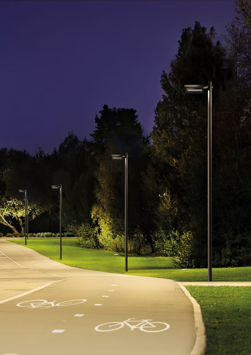 BOULEVARD LED aluminium street lamp By SIMES