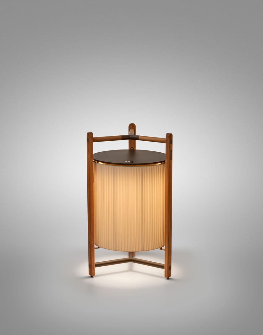 KANDO P/76/R Outdoor Teak floor lamp cordless By Bover | design Joana Bover