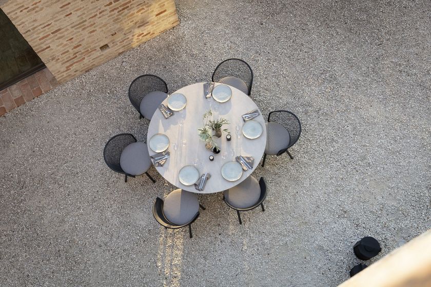 BRANTA Table ronde By Todus | design Studio Segers