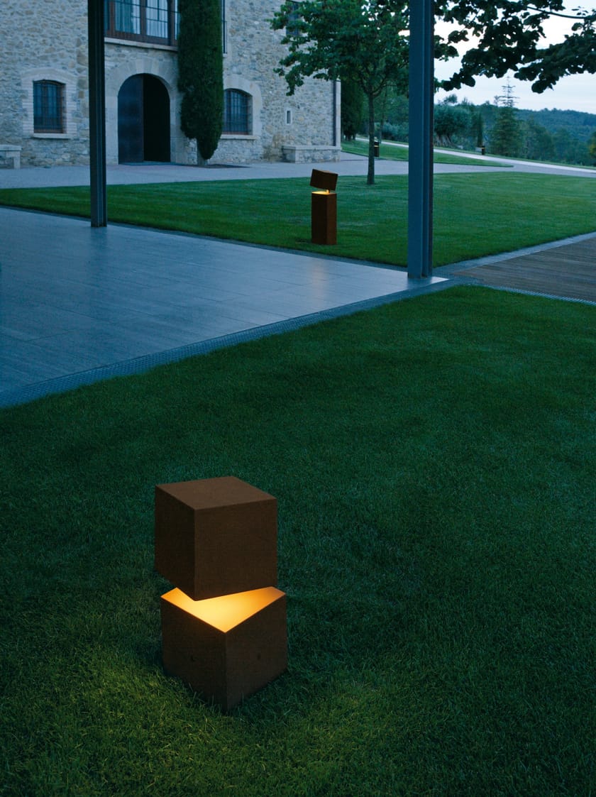 BREAK | Bollard light By Vibia