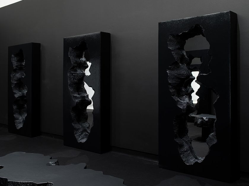 Framed mirror BROKEN MIRROR By Gufram design Snarkitecture