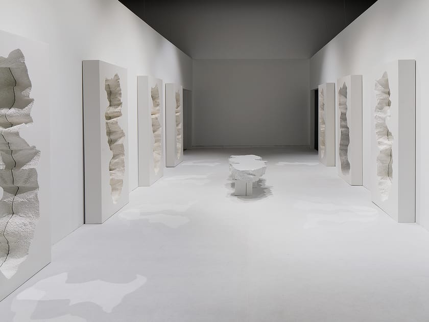 Framed mirror BROKEN MIRROR By Gufram design Snarkitecture