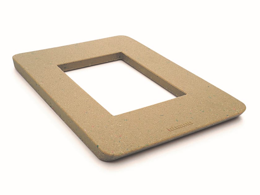 MATIXGO Série plaques et interrupteurs By BTICINO