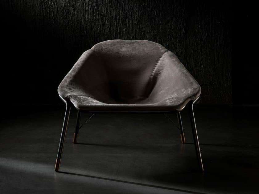 BUG easy chair By Henge design Massimo Castagna