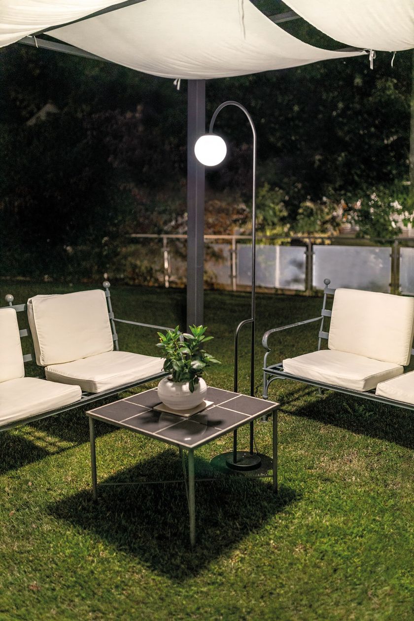 BUTLER Floor lamp By Linea Light Group