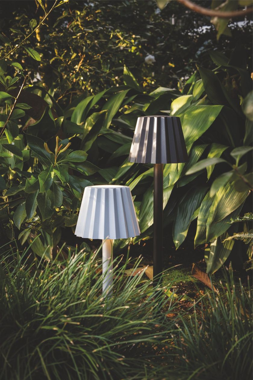 LED aluminium Floor lamp BUTLER P By Delta Light design Arik Levy