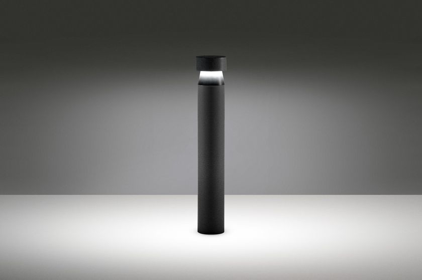 BUZZER Bollard light By Linea Light Group