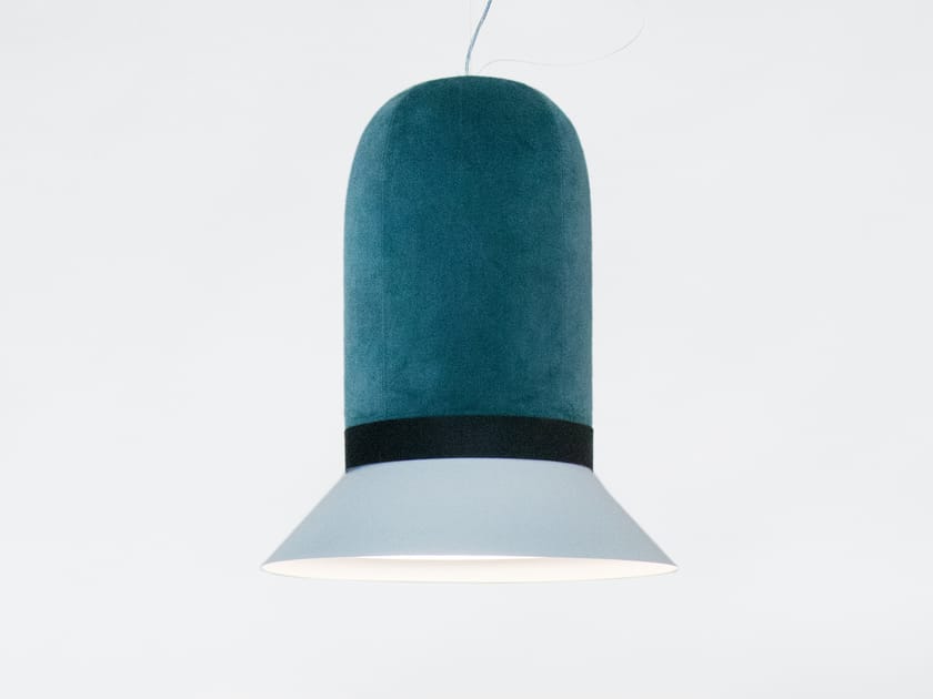 BuzziHat Sound-absorbing pendant lamp By BuzziSpace | design Alain Gilles