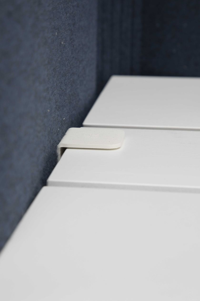 Acoustical desk panel BuzziWrap FrontDesk By BuzziSpace