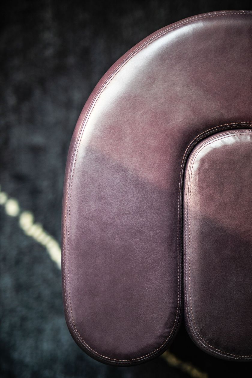 ADEL Free form leather pouf By Baxter