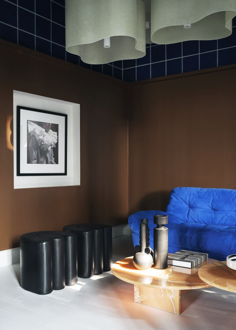 ADEL Free form leather pouf By Baxter