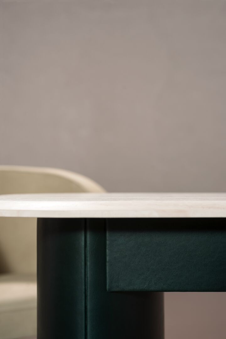 ELLIPSE LIGHT UP Writing desk By Baxter | design Federico Peri