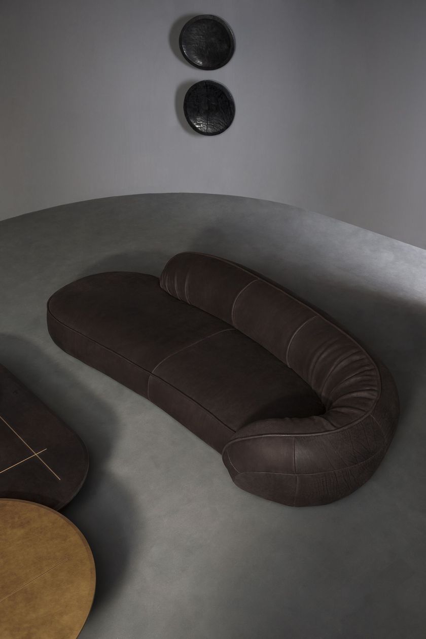 LEON Leather sofa By Baxter | design Draga & Aurel