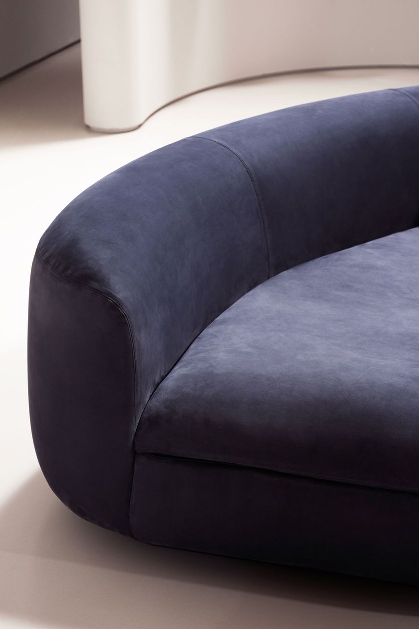 PIAF Curved modular leather sofa By Baxter