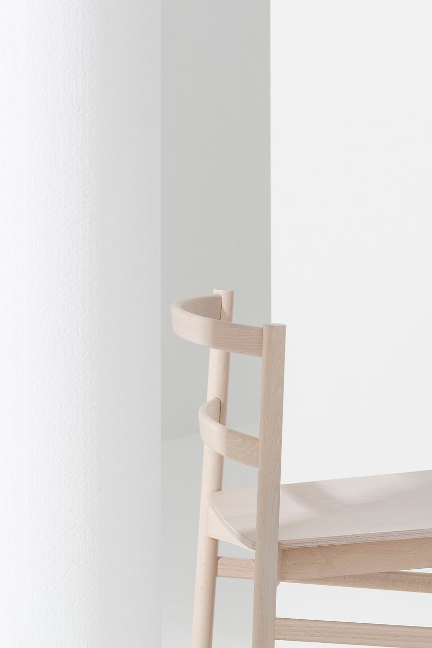 LOAD 645 Hocker By Billiani | design Emilio Nanni
