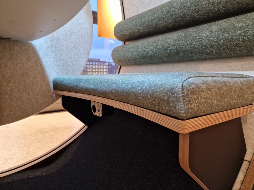 BlockO FOUR Office booth By BlockO.design