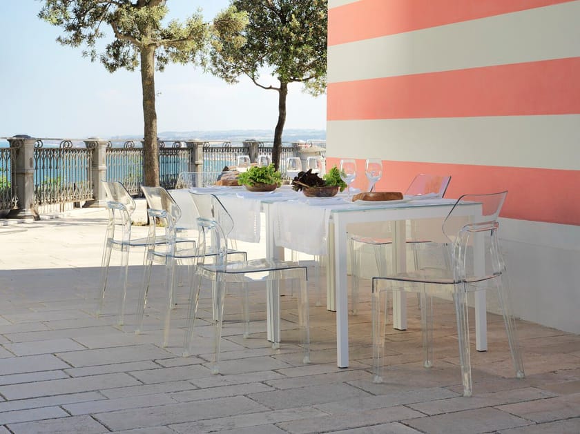 DIESIS Crystal and steel garden table By Bontempi Casa