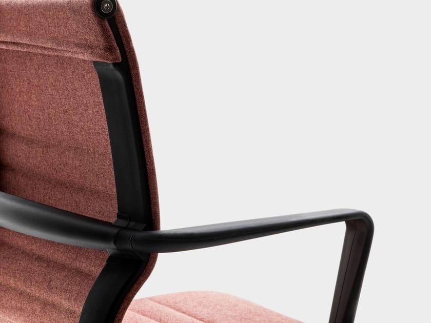 HUB Fabric office chair By Bralco