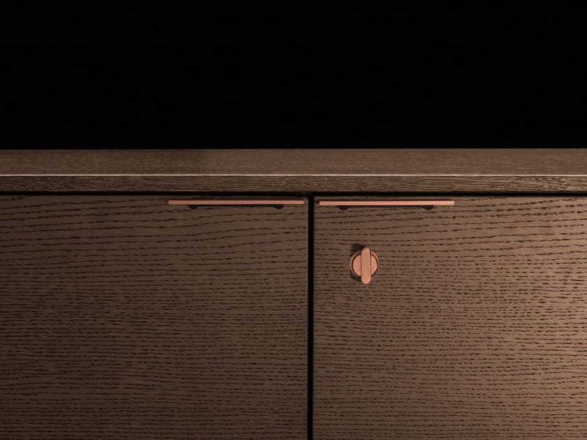 METAR Office desk with shelves with cable management By Bralco | design ...