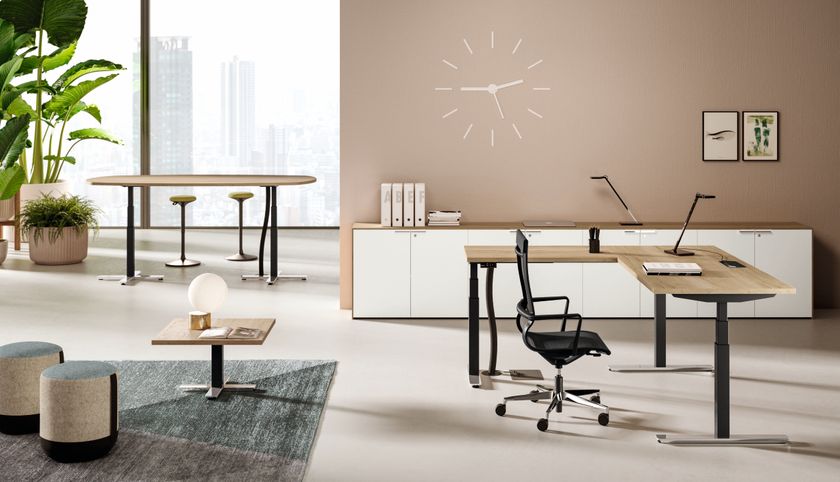 WINGLET Height-adjustable meeting table By Bralco