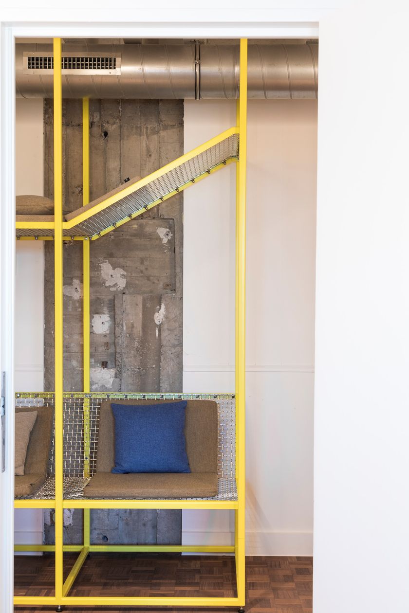 BuzziJungle Meeting pod By BuzziSpace