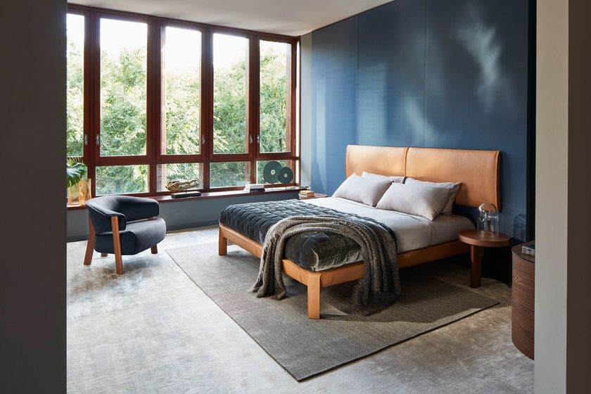 CAB NIGHT Bed By Cassina | design Mario Bellini