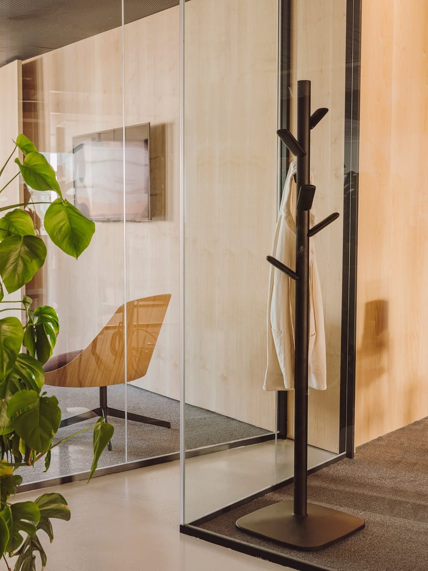 CADDY | Appendiabiti da terra Collezione Caddy By ENEA design Estudi ...