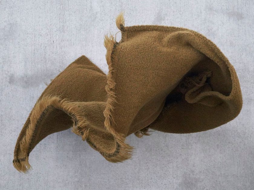 Plaid uni en tissu CAMEL ALPONE By Ethnicraft design Dawn Sweitzer