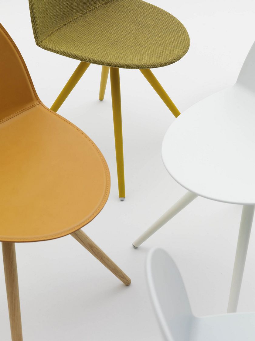 CAMEL | Leather chair By Segis design Bartoli Design