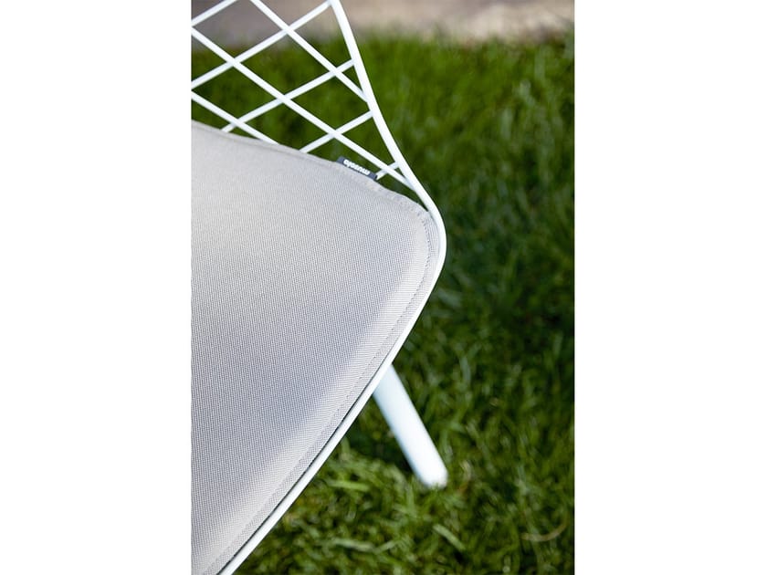CANASTA | Chair with integrated cushion By MUSOLA design YONOH