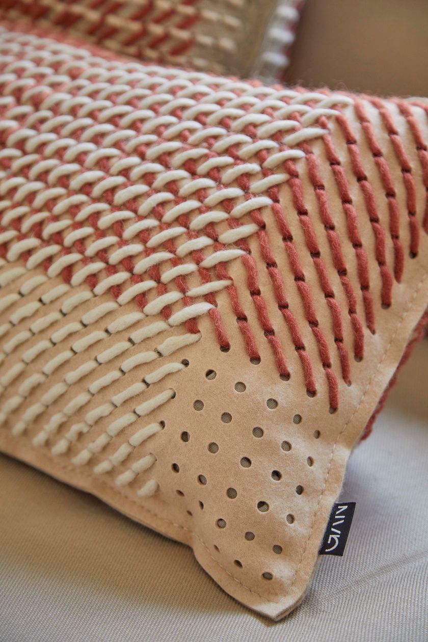 CANEVAS GEO CORAL | Rectangular cushion Canevas Geo Collection By GAN ...