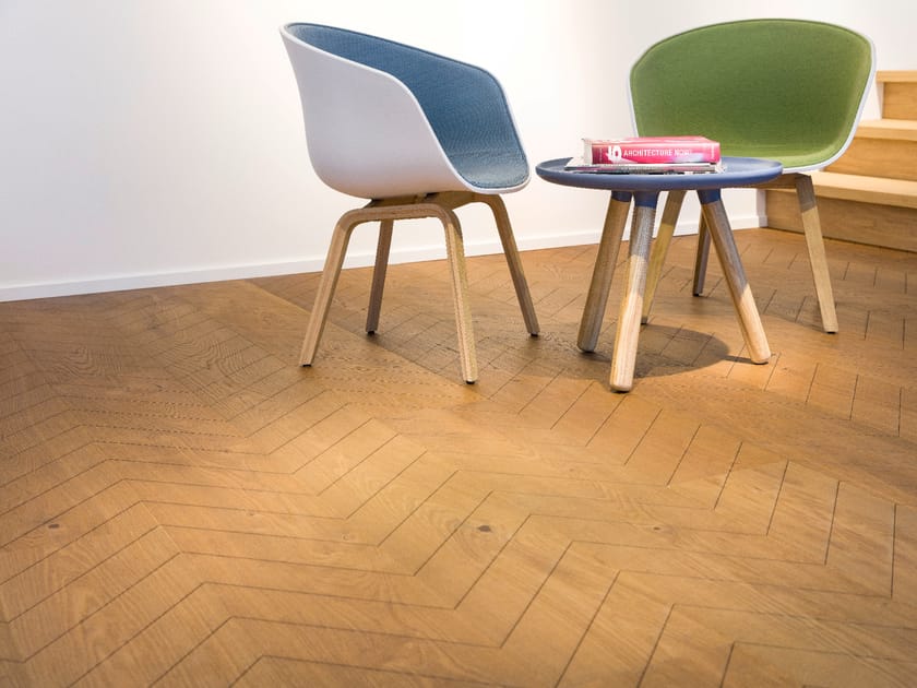 Pavimento in rovere CARVING CHEVRON I - VULC. MEDIO NATURALE By mafi