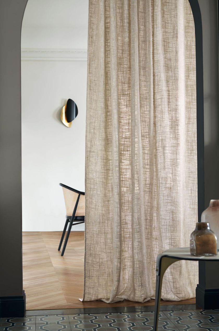 VIVIENNE Sheer solid-color fabric By CASAMANCE