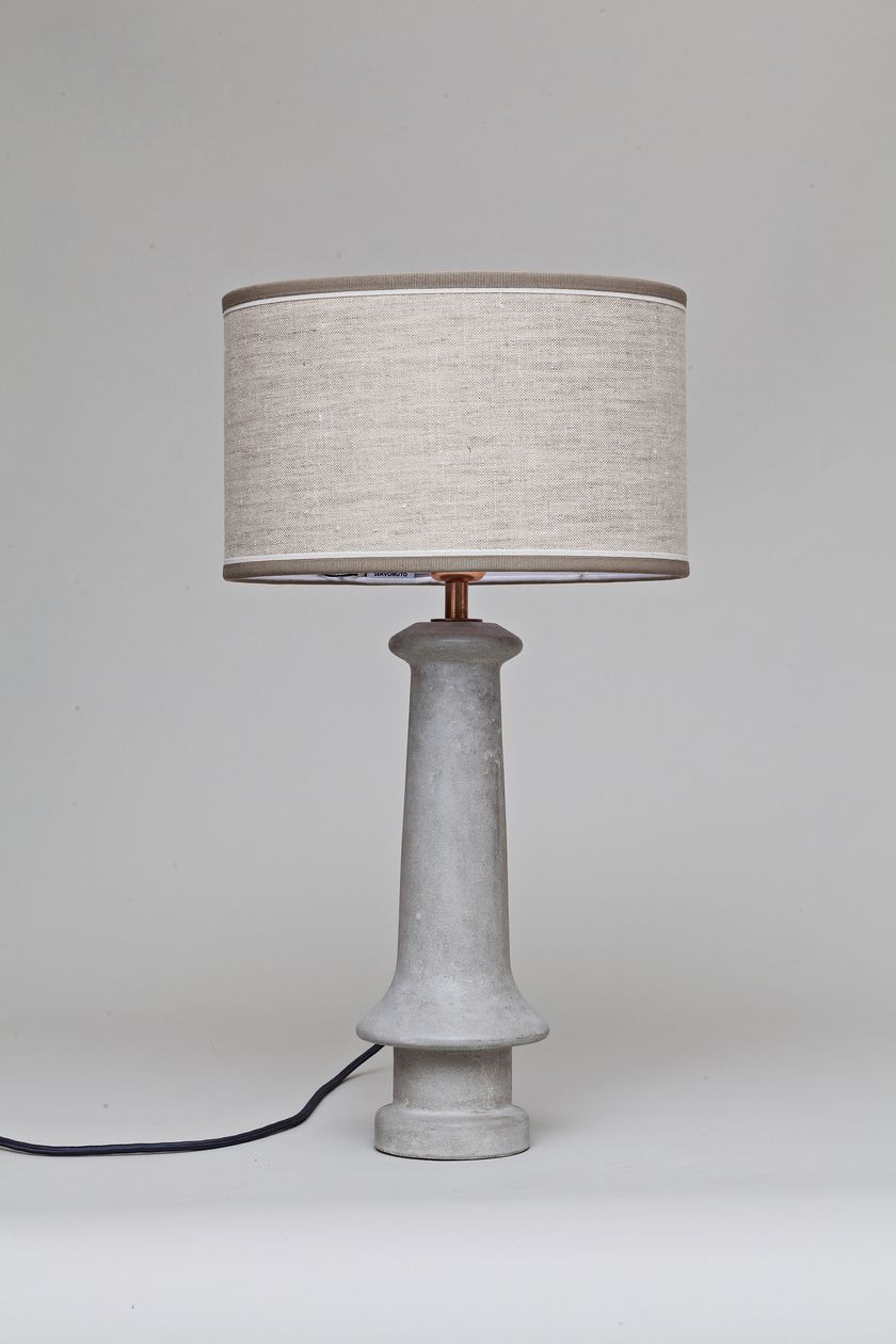 CEMENT | Table lamp Concrete table lamp with linen lampshade By SERVOMUTO