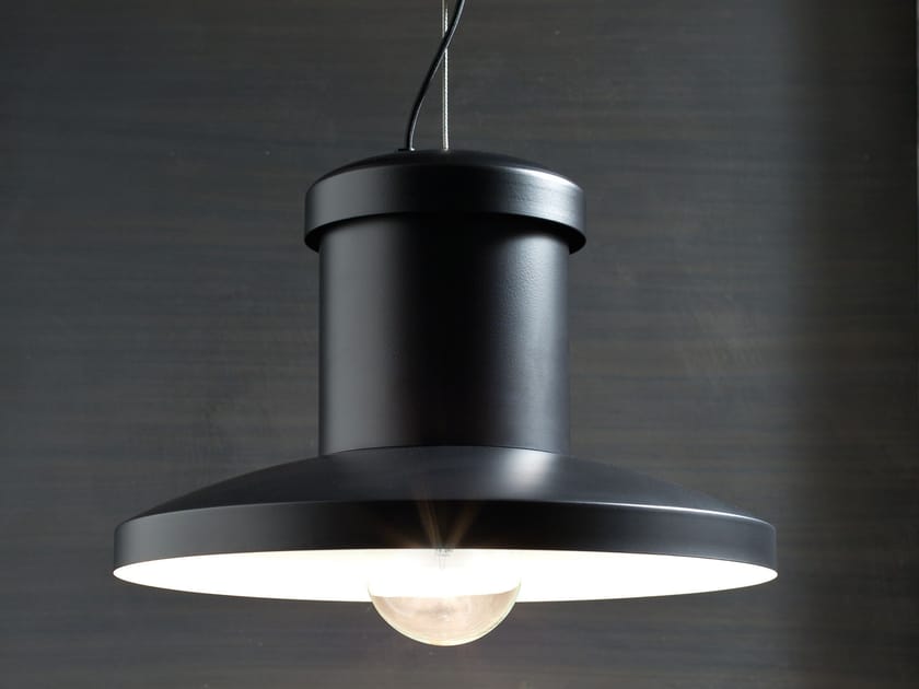 Suspension LED en fer pour éclairage direct CHAPEAU By ZAVA design ...