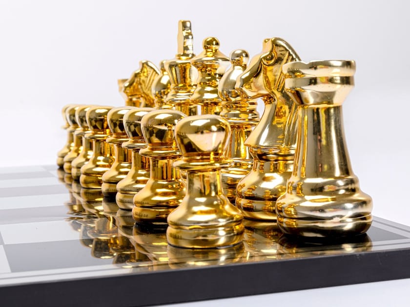 CHESS Stainless steel decorative object By KARE Design
