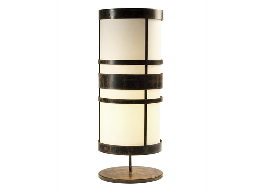 CIRCUS TABLE Lampe de table LED en métal By UTU Soulful Lighting | design Claudia Melo