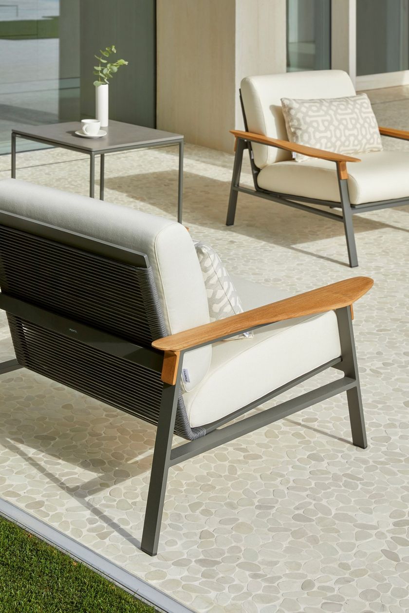 CITY | Square coffee table By POINT design Christophe Pillet