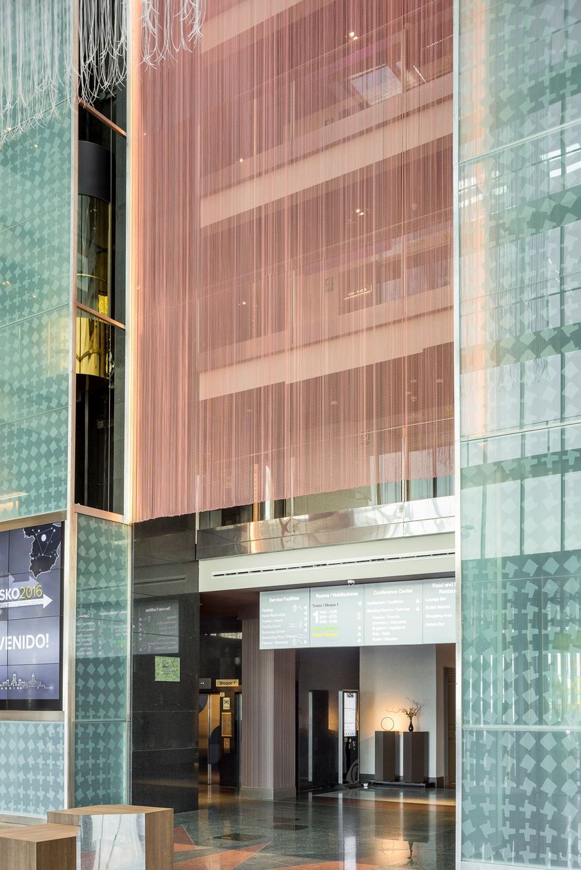 Aluminium chain cladding CLADDING AUDITORIUM By Kriskadecor